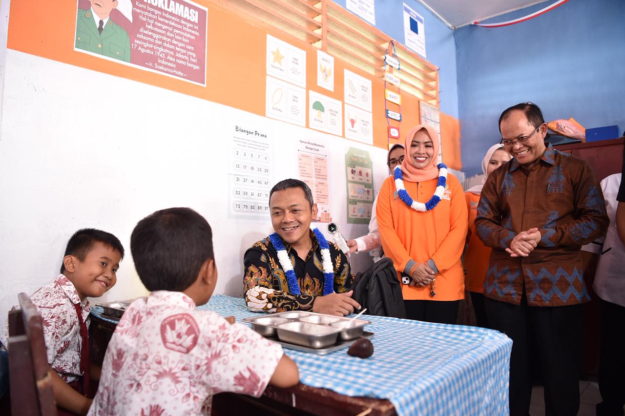 Siaran Pers: Pemerintah Dorong Perluasan Program MBG untuk Peningkatan Kesehatan dan Kualitas ...